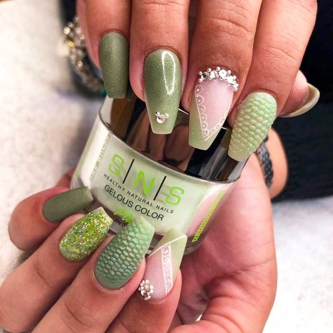 Why SNS is the best decision for your Nails? – American Beauty Supply